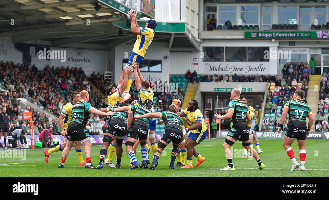 Northampton ENGLAND - Sept 30 2023 : Quinn Roux of Bath Rugby during ...