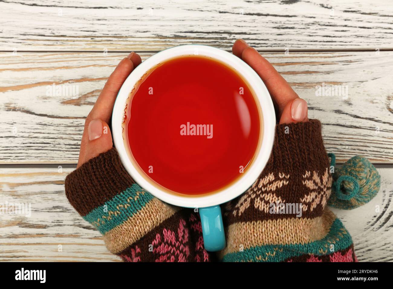 Full tea hi-res stock photography and images - Alamy