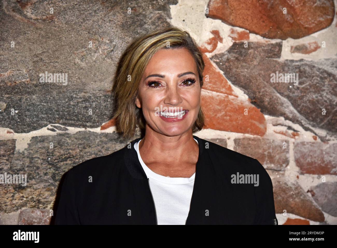 Tanja Lasch beim SCHLAGER BURG FESTIVAL in Wasserburg Rosslau in Dessau ...