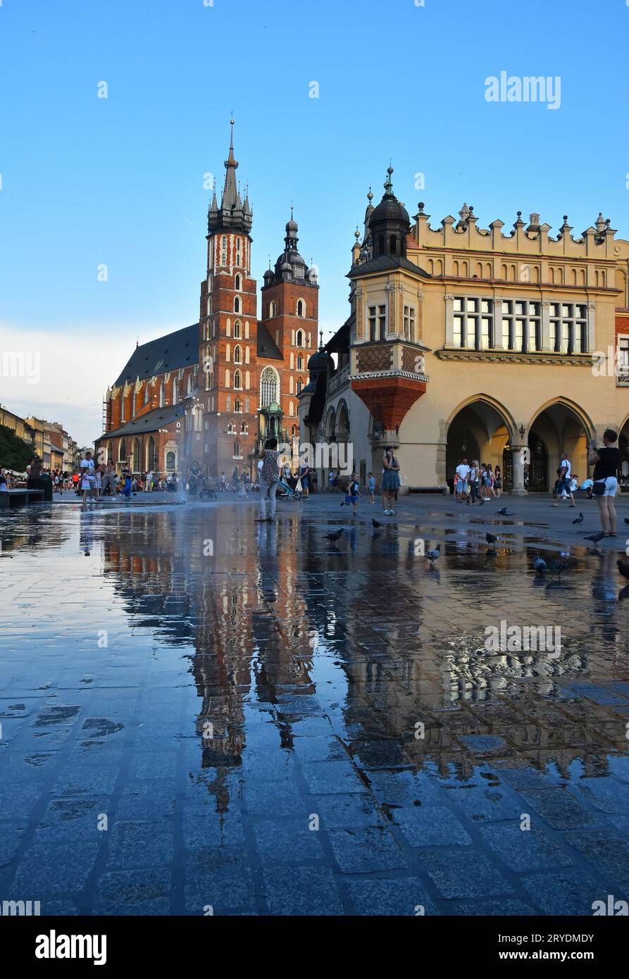Market place in front of the cathedral hi-res stock photography and ...