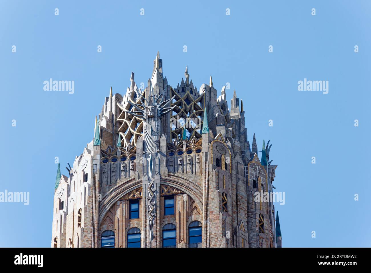 Cross & Cross designed 570 Lexington Avenue as the RCA Building; before ...
