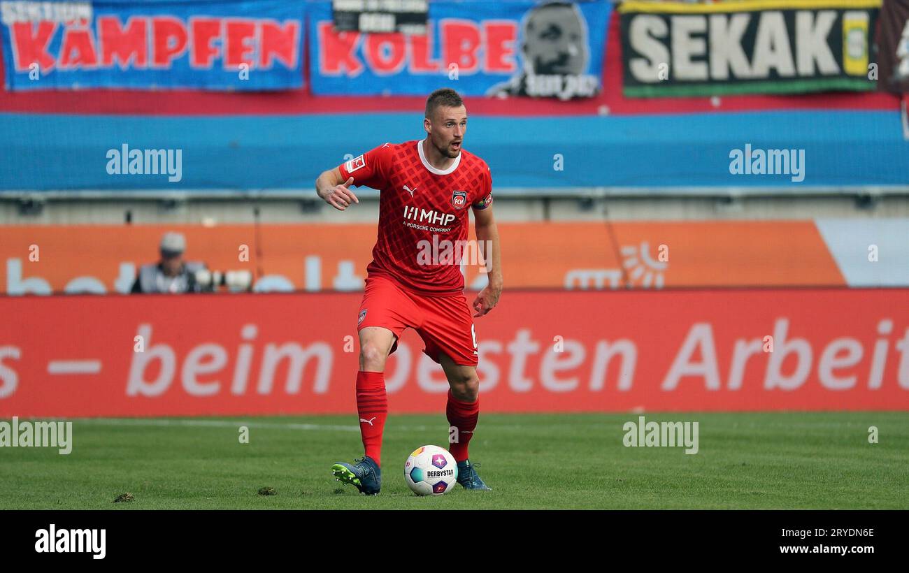 Patrick mainka 1 fc heidenheim 1846 hi-res stock photography and images ...