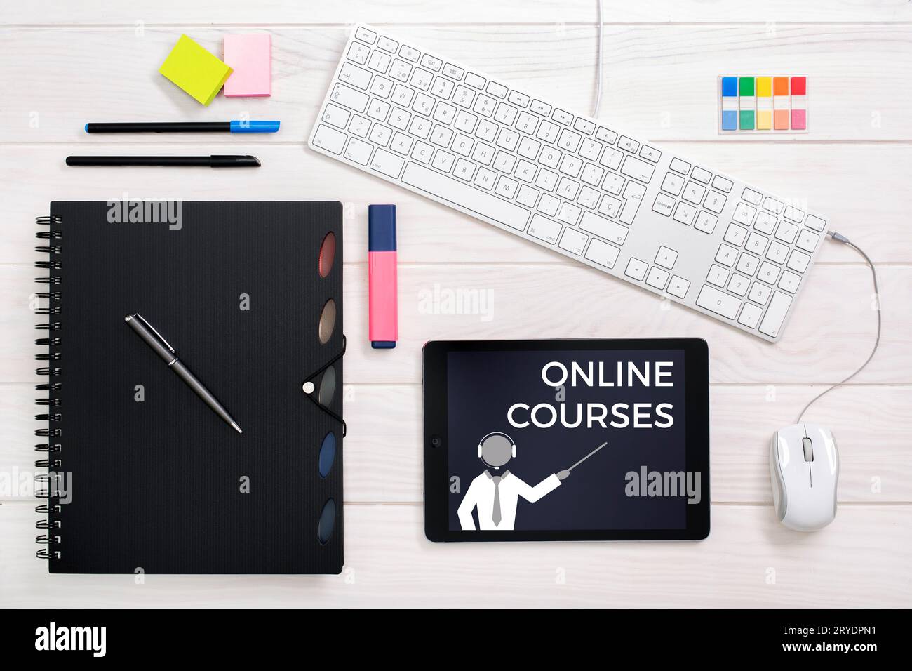 Digital courses hi-res stock photography and images - Alamy
