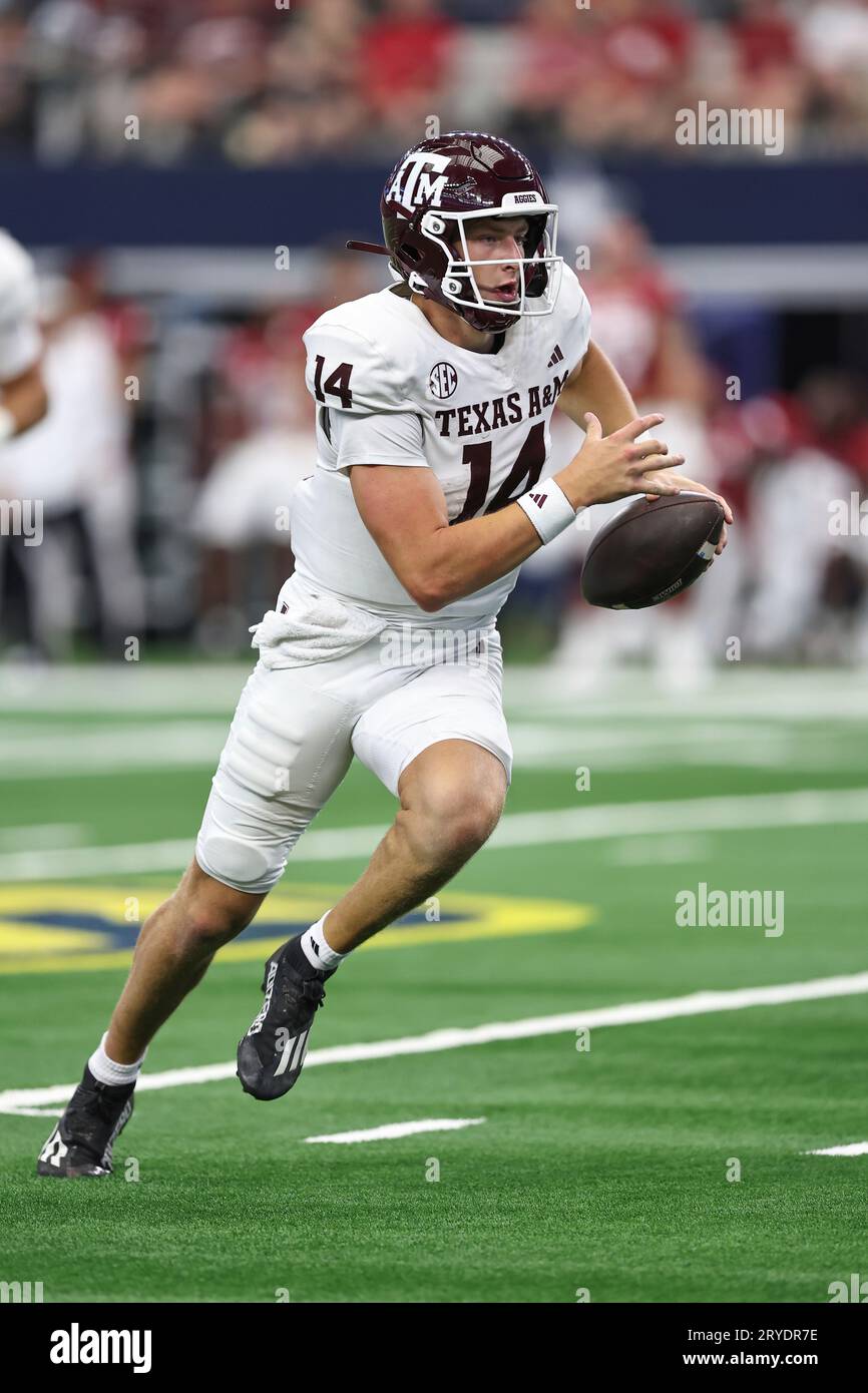 ARLINGTON, TX - SEPTEMBER 30: Texas A&M Aggies quarterback Max Johnson ...
