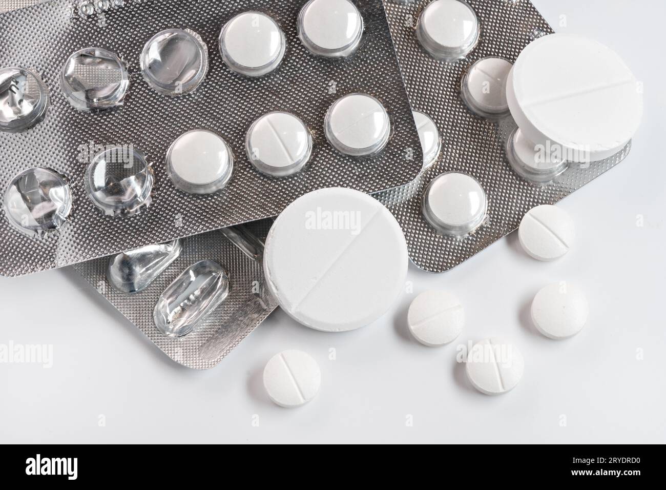 Pill and pills in blister pack Stock Photo - Alamy