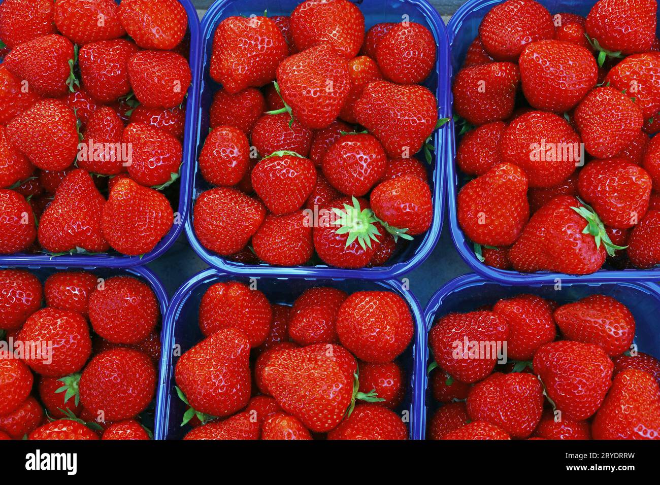 Strawberry display hi-res stock photography and images - Alamy