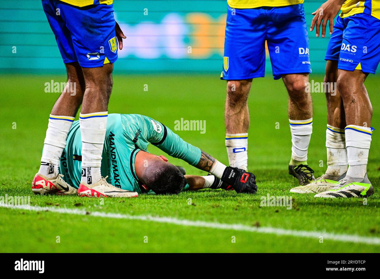 WAALWIJK - Serious injury to RKC Waalwijk goalkeeper Etienne Vaessen during the Dutch Eredivisie ...