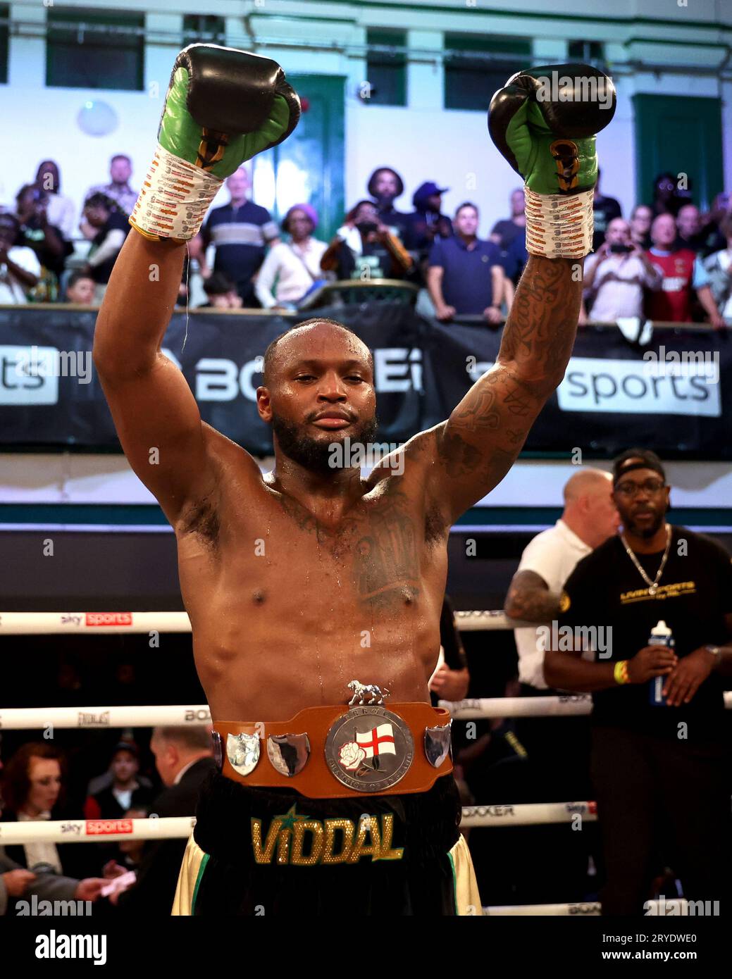 Riley hall hi-res stock photography and images - Alamy