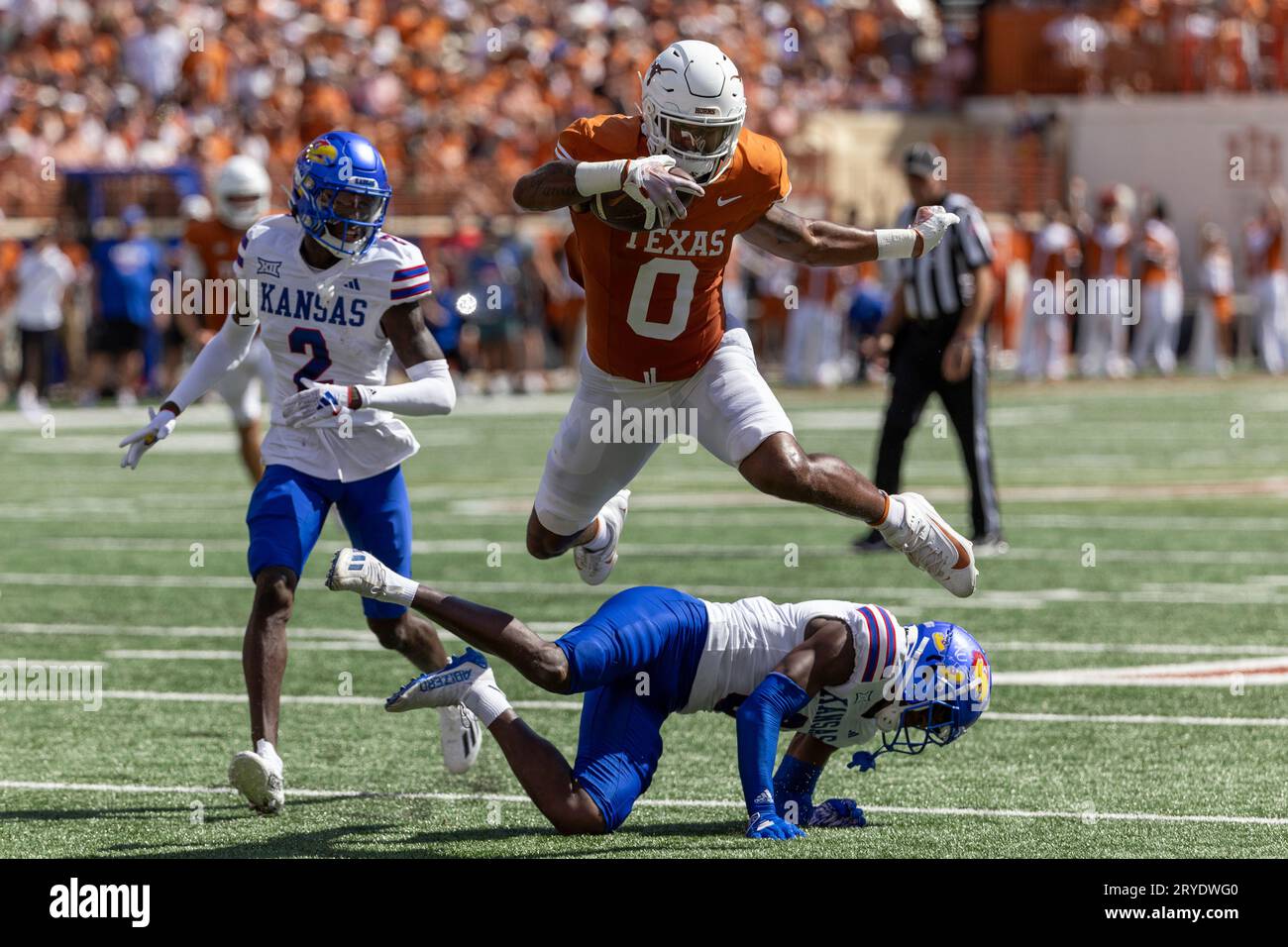 AUSTIN, TX - SEPTEMBER 30: Texas Longhorns tight end Ja'Tavion Sanders (0) leaps over the tackle ...