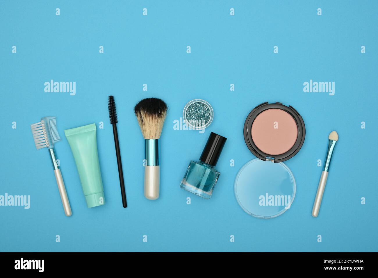 Makeup layout hi-res stock photography and images - Alamy