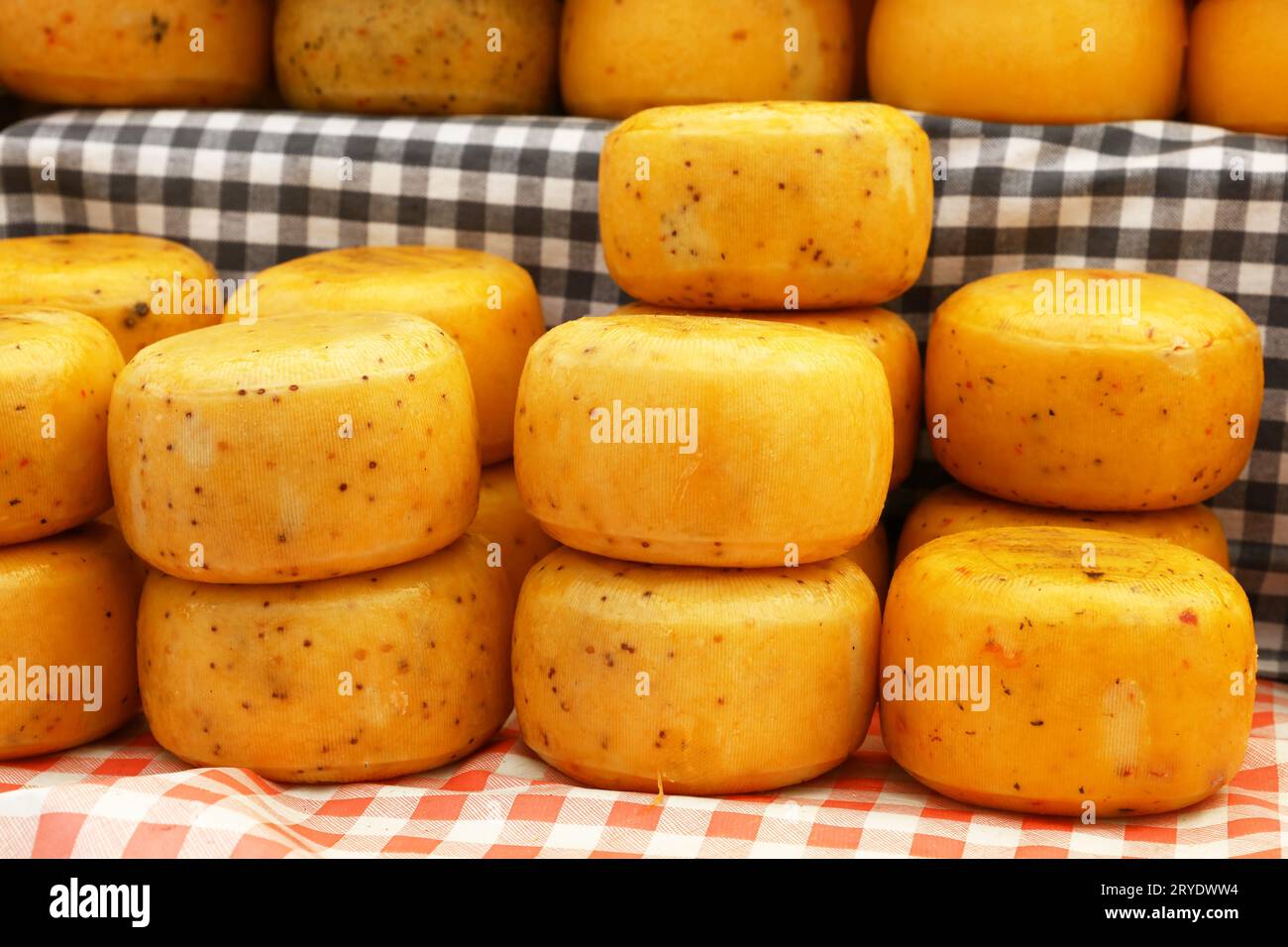 Retail display hi-res stock photography and images - Alamy