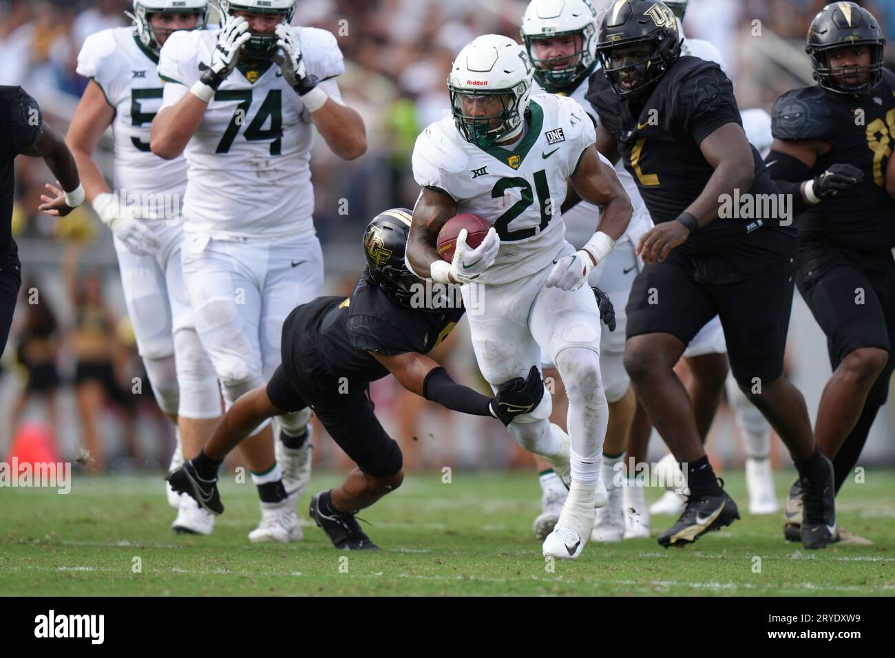 ORLANDO, FL - SEPTEMBER 30: Baylor Bears running back Dominic ...