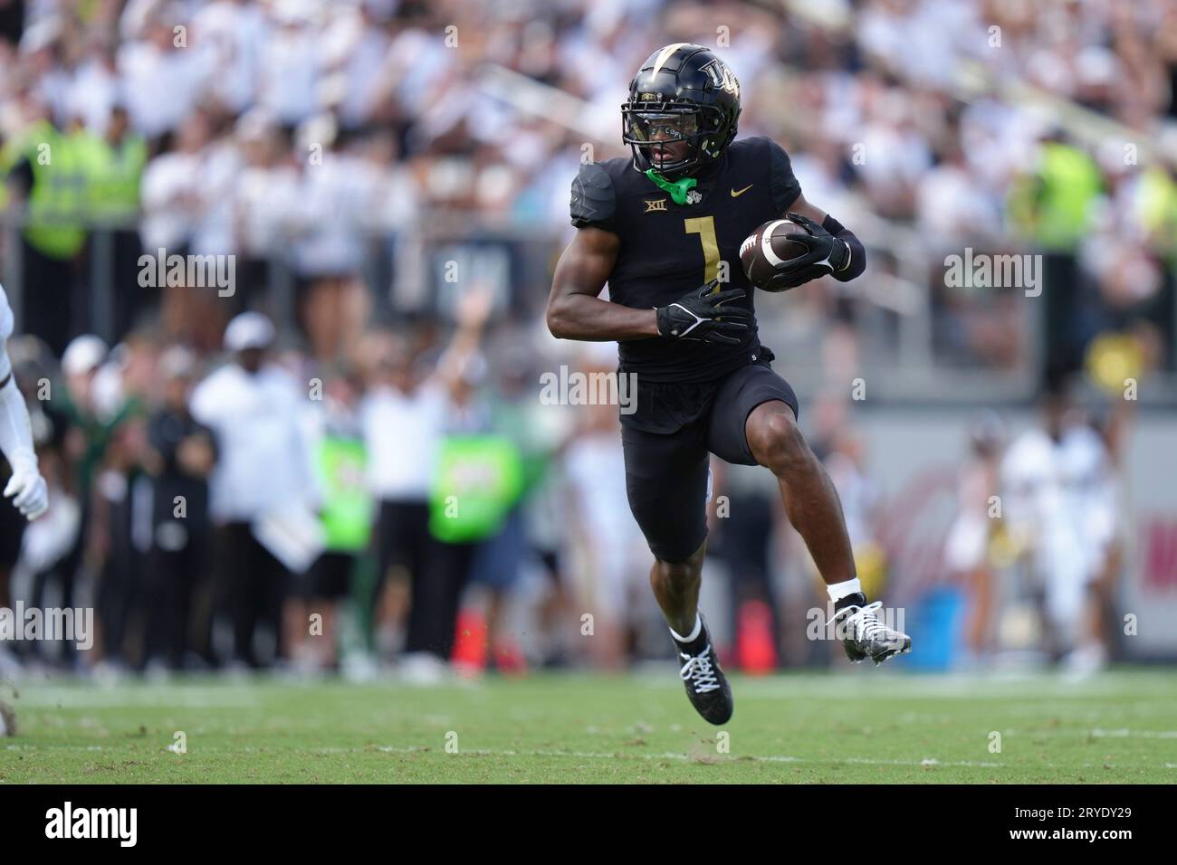 ORLANDO, FL - SEPTEMBER 30: UCF Knights wide receiver Javon Baker (1 ...