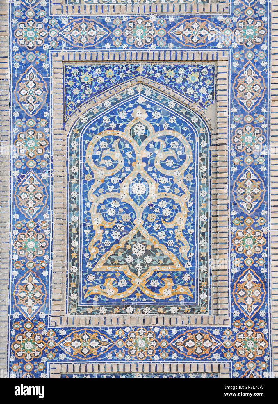 Vintage asian patterns hi-res stock photography and images - Alamy