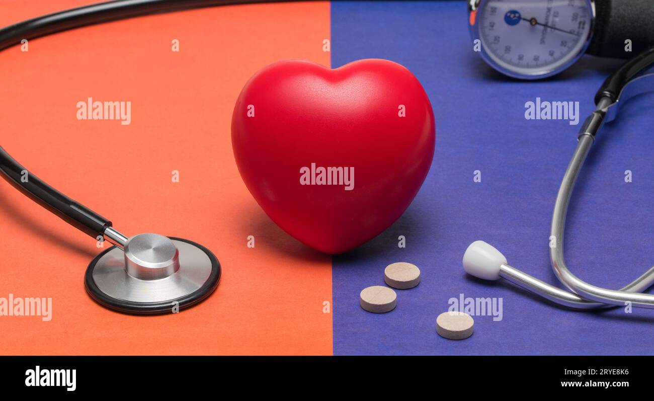 Heart care pills hi-res stock photography and images - Alamy