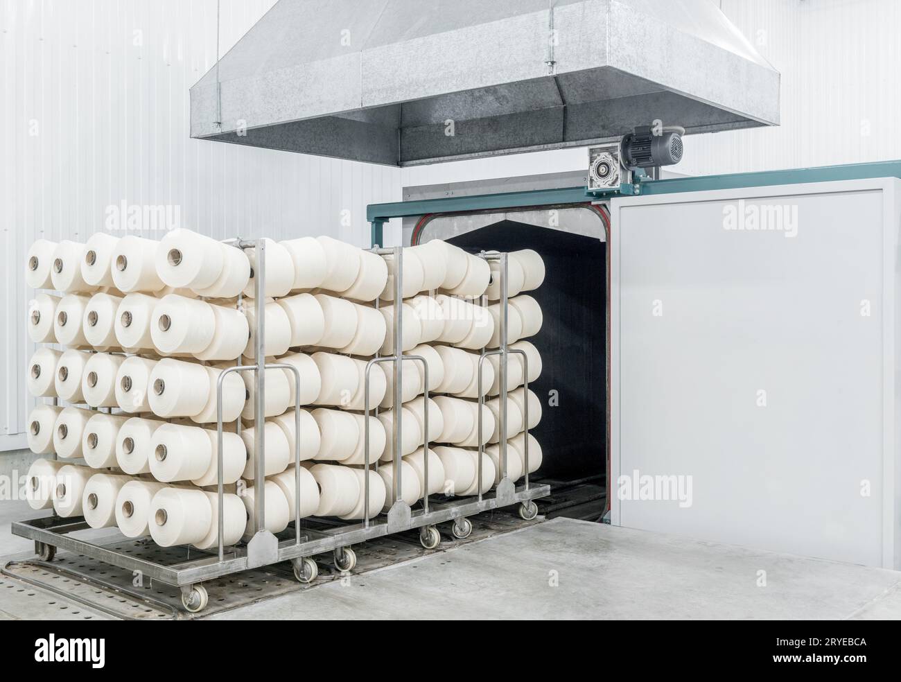 Hand air dryer machine hi-res stock photography and images - Alamy