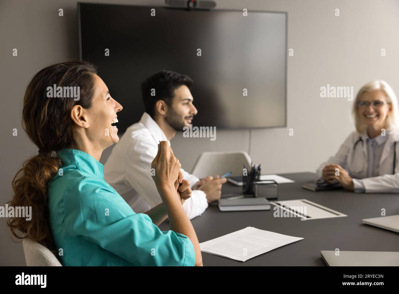 Medical staff diverse hi-res stock photography and images - Alamy