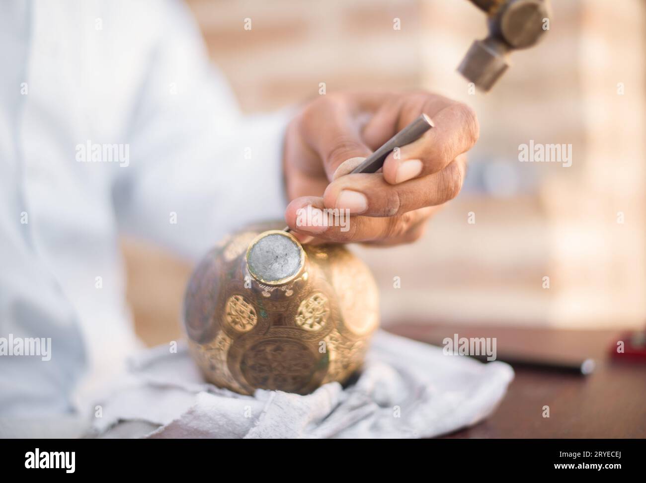 Copper craftsmanship hi-res stock photography and images - Alamy