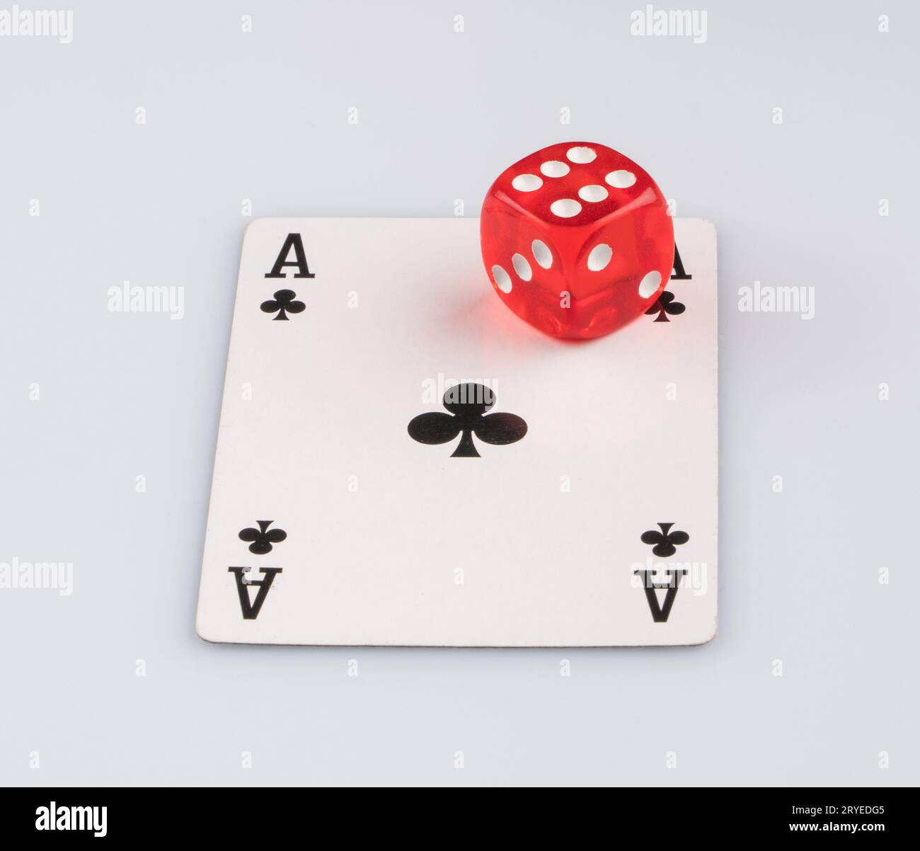 Dice close up hi-res stock photography and images - Alamy