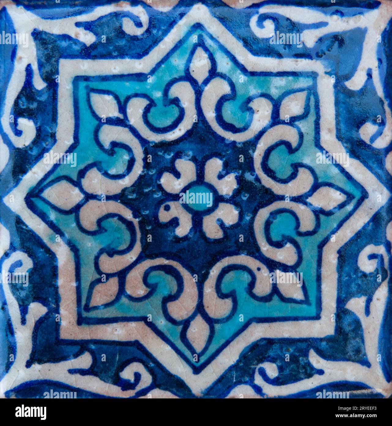 Asian patterns hi-res stock photography and images - Alamy