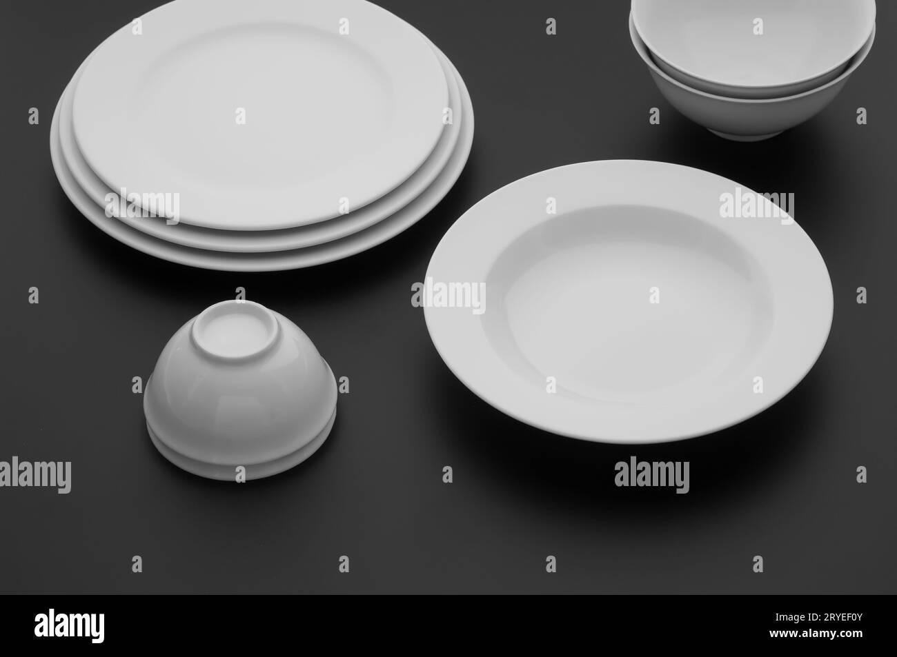 Empty dish restaurant Black and White Stock Photos & Images - Alamy