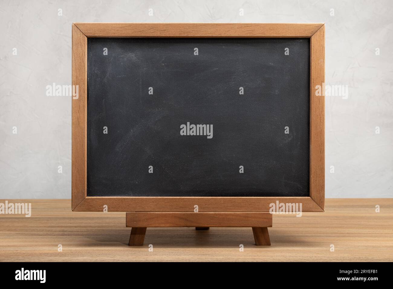 Mockup chalkboard blank empty hi-res stock photography and images - Alamy