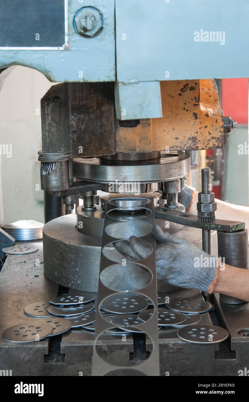 Production circle manufacturing hi-res stock photography and images - Alamy