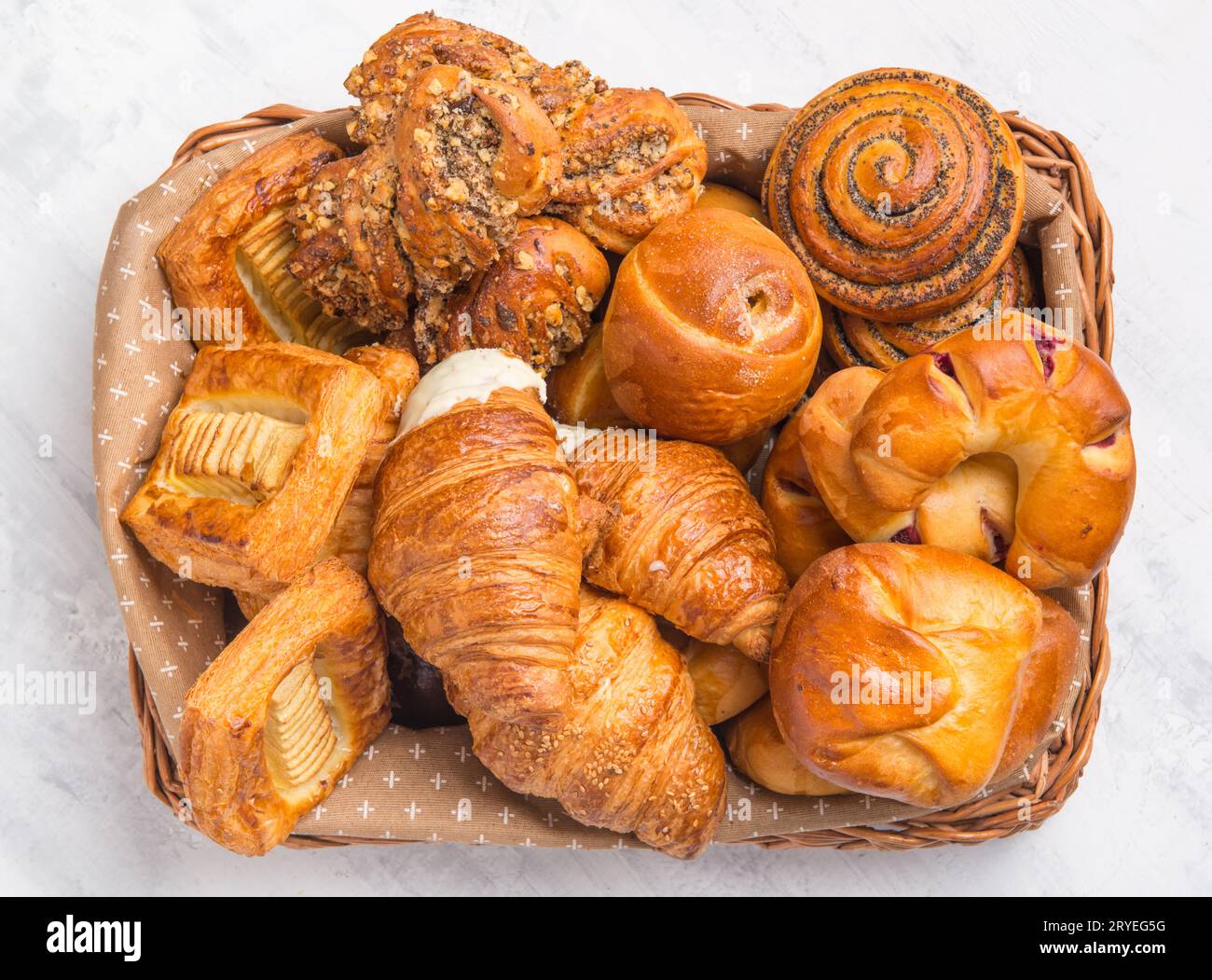 Croissants pastries breakfast hi-res stock photography and images - Alamy
