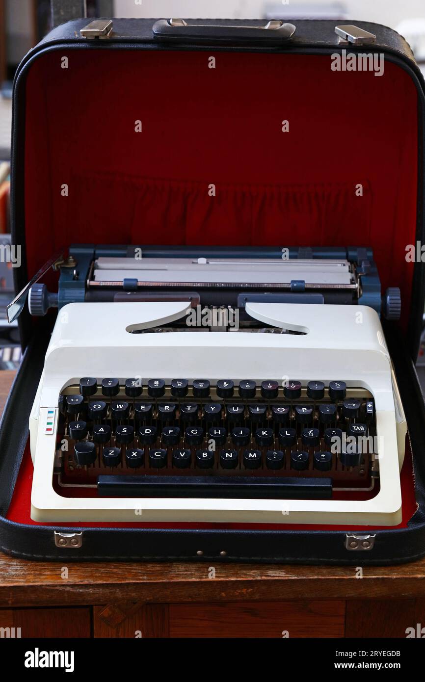 Portable desk typewriter in open case Stock Photo - Alamy
