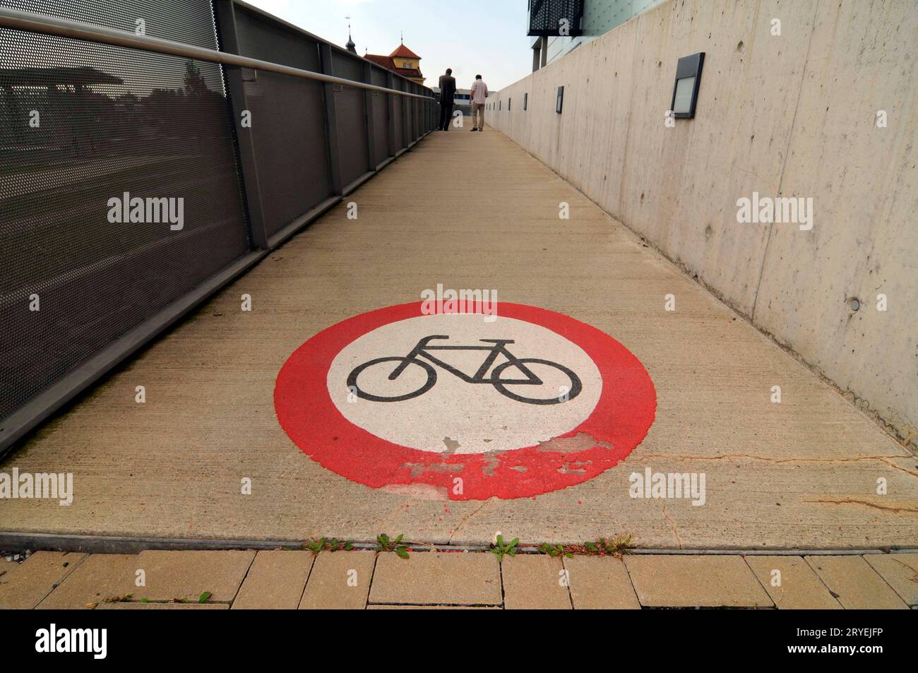 No cycling traffic sign on the ground Stock Photo - Alamy
