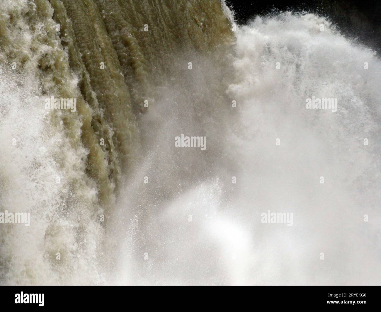 Cascade fresh water pure hi-res stock photography and images - Alamy
