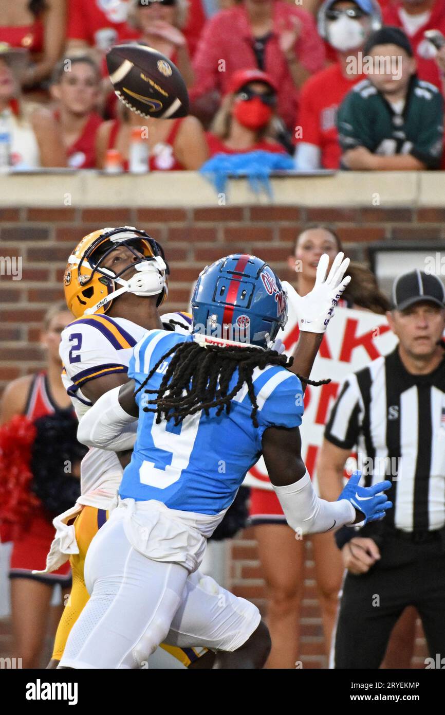 LSU wide receiver Kyren Lacy (2) catches a touchdown pass over ...