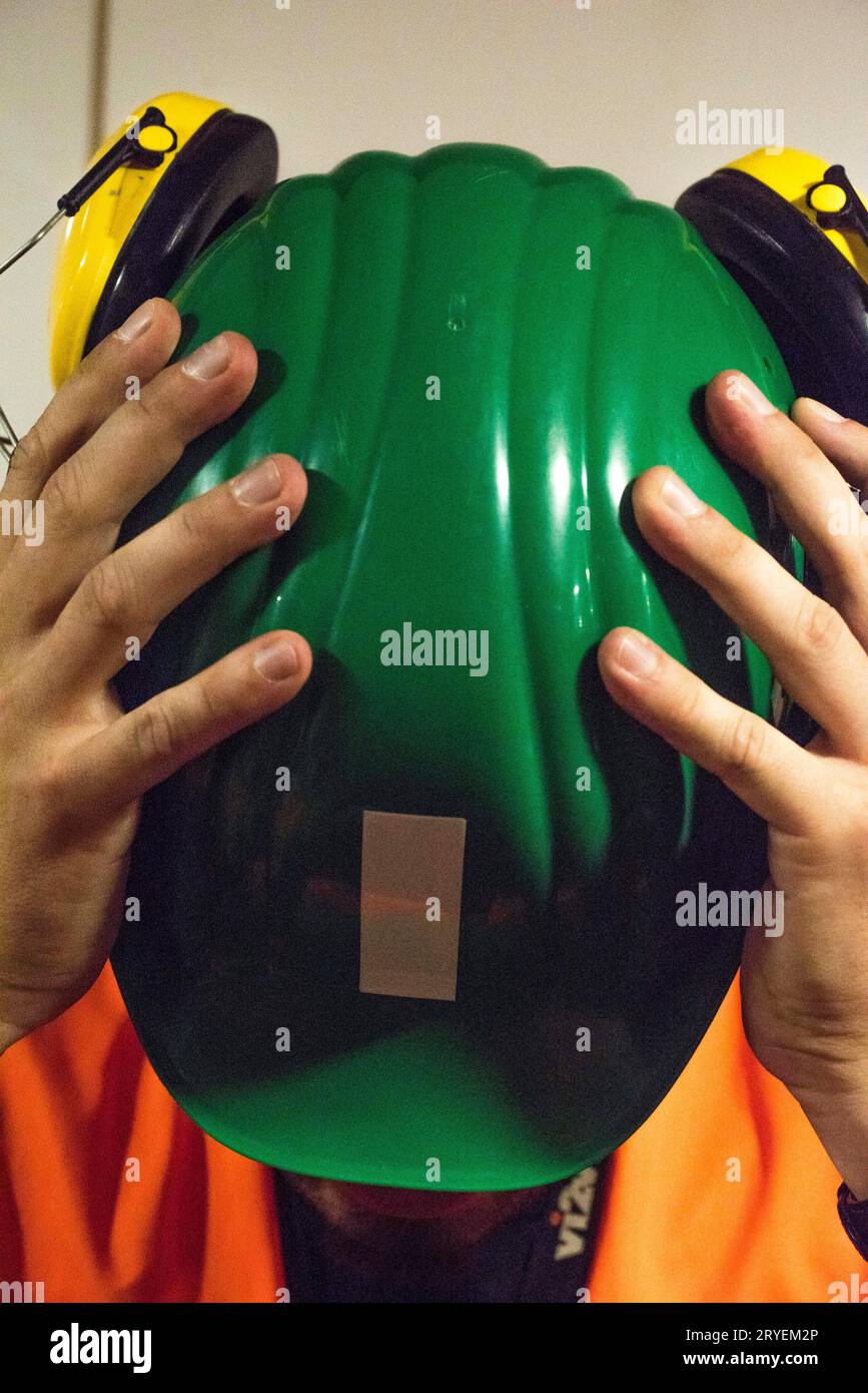 Safety at risk hi-res stock photography and images - Alamy