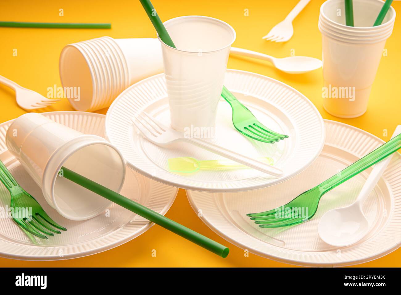 Disposable plastic dishware Stock Photo - Alamy