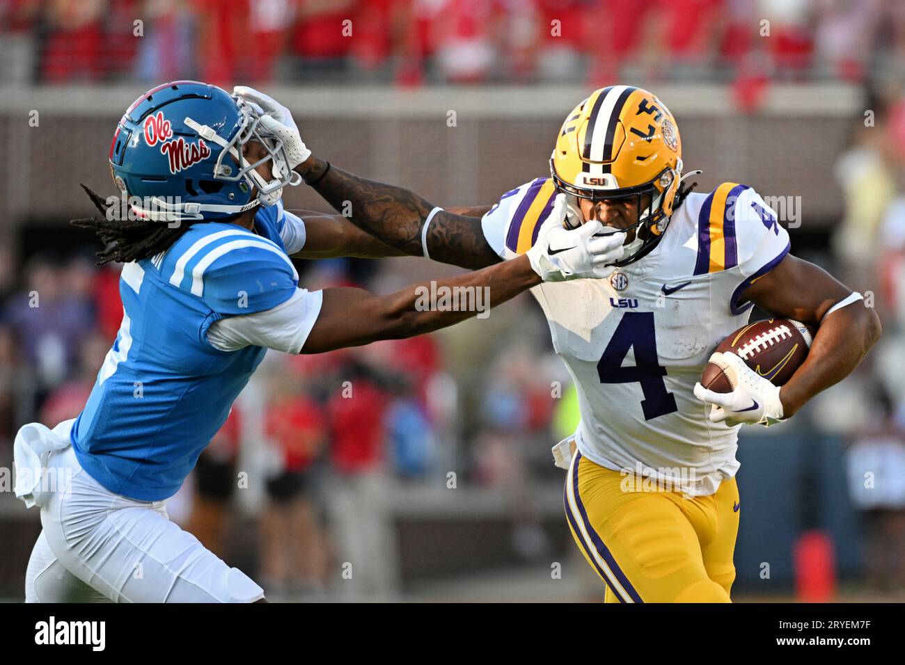 LSU running back John Emery Jr. (4) runs the ball past Mississippi ...