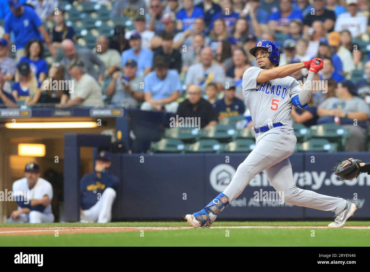 MILWAUKEE, WI - SEPTEMBER 30: Chicago Cubs second baseman Christopher ...