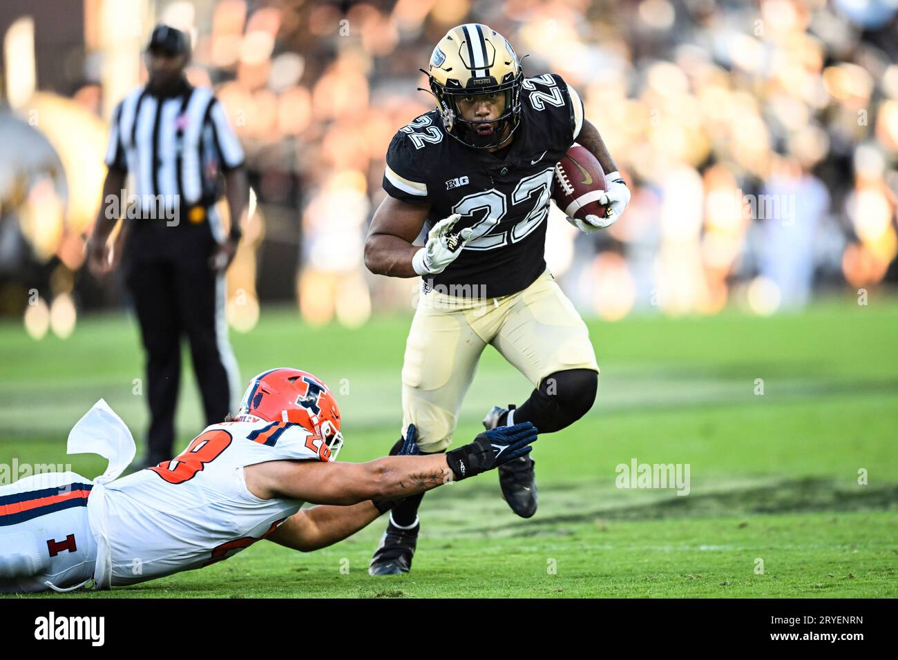 WEST LAFAYETTE, IN - SEPTEMBER 30: Purdue RB Dylan Downing (22) runs ...