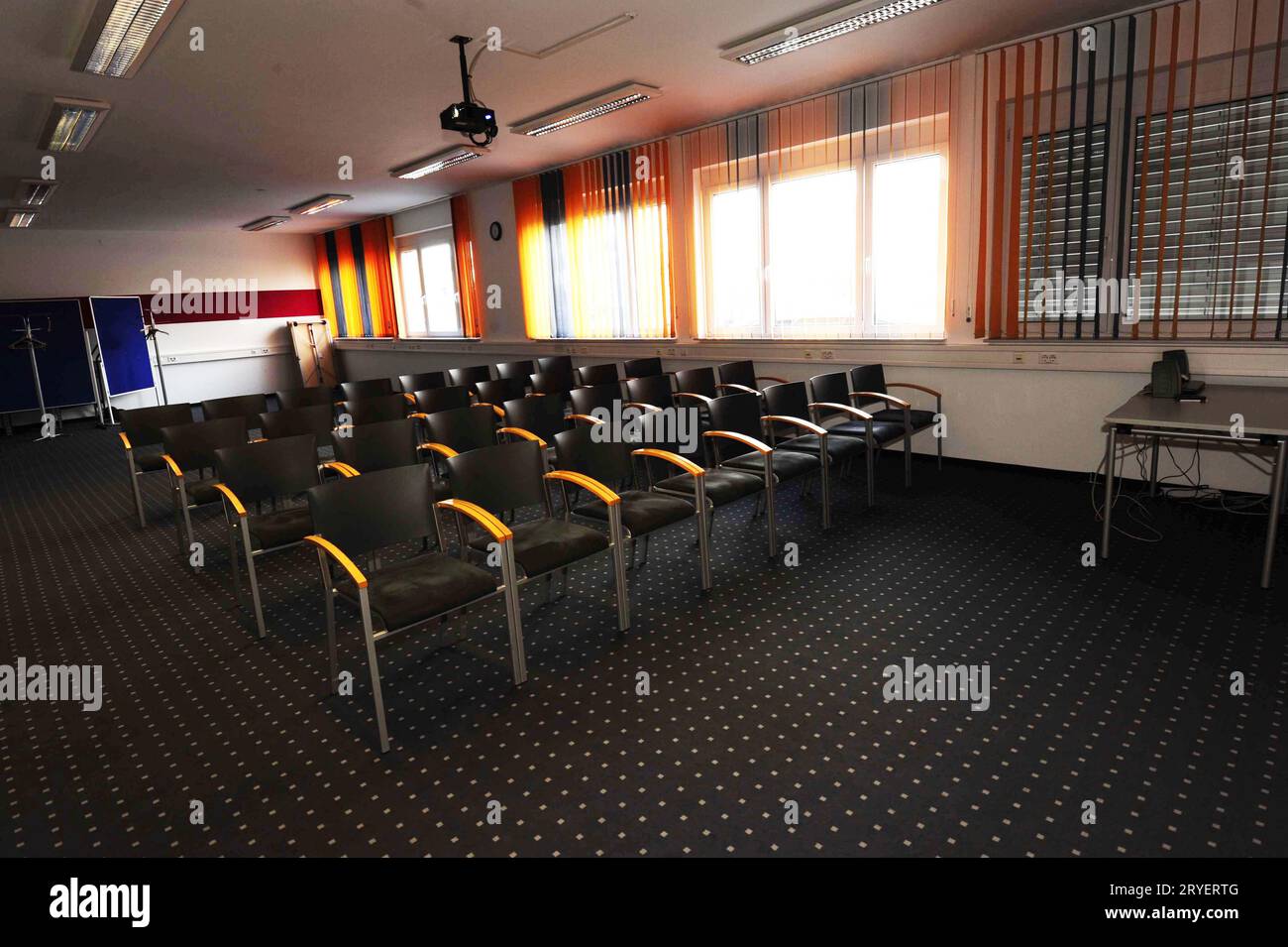 Training room hi-res stock photography and images - Alamy