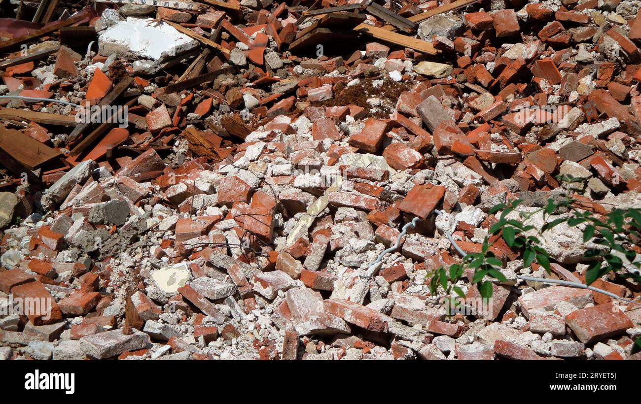 Broken bricks at the construction site Stock Photo - Alamy