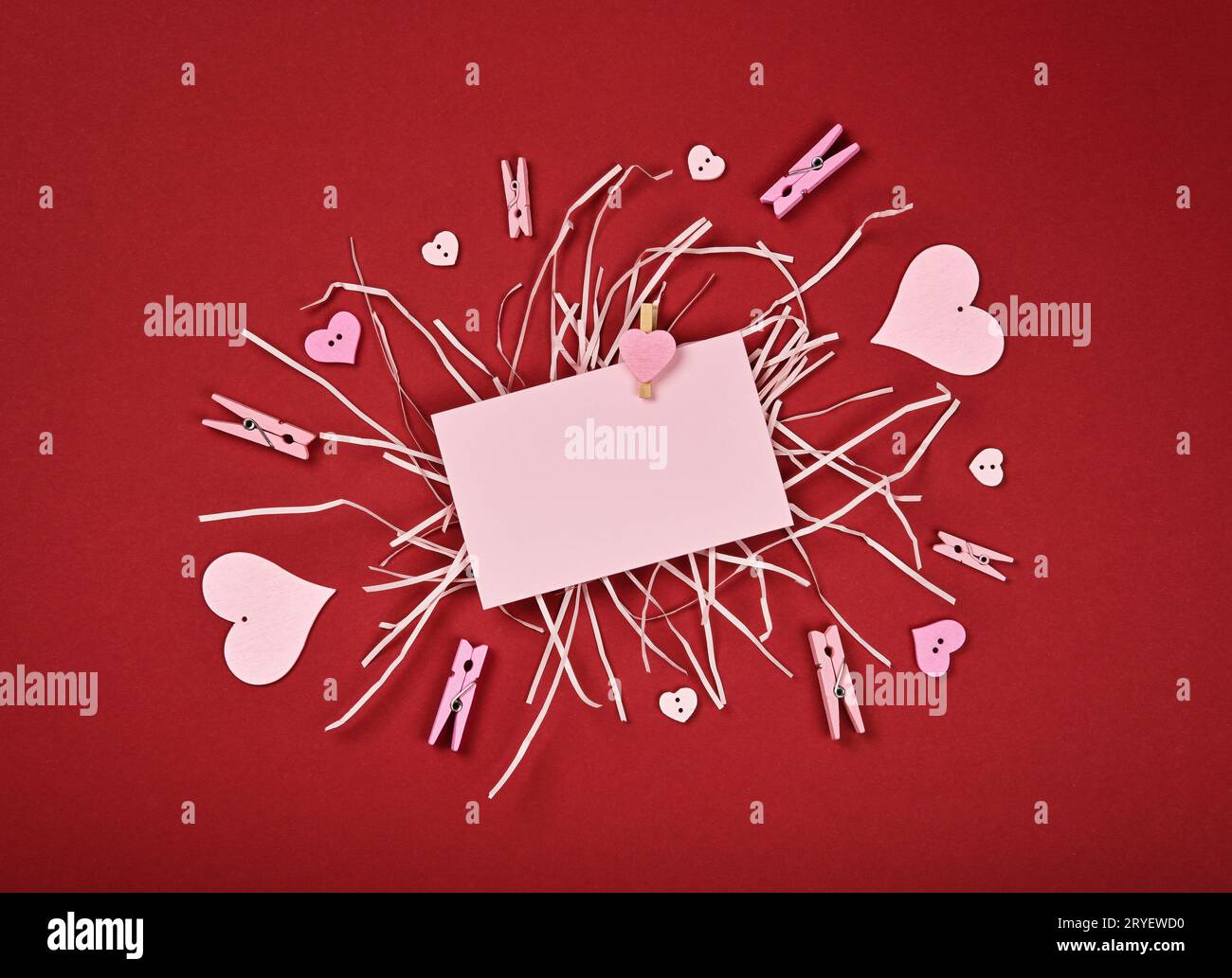 Pink paper note hi-res stock photography and images - Alamy