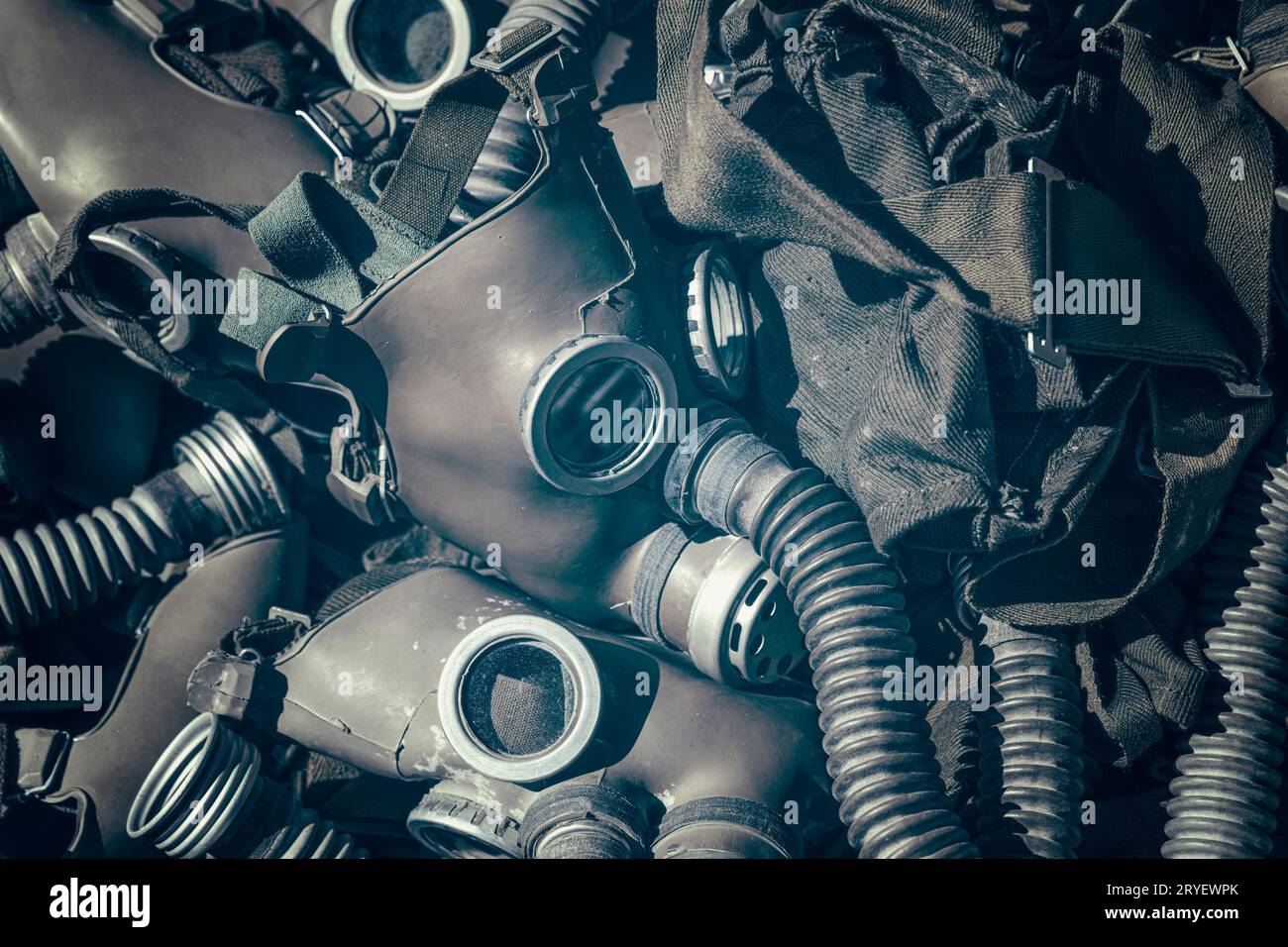 An old respirator hi-res stock photography and images - Alamy