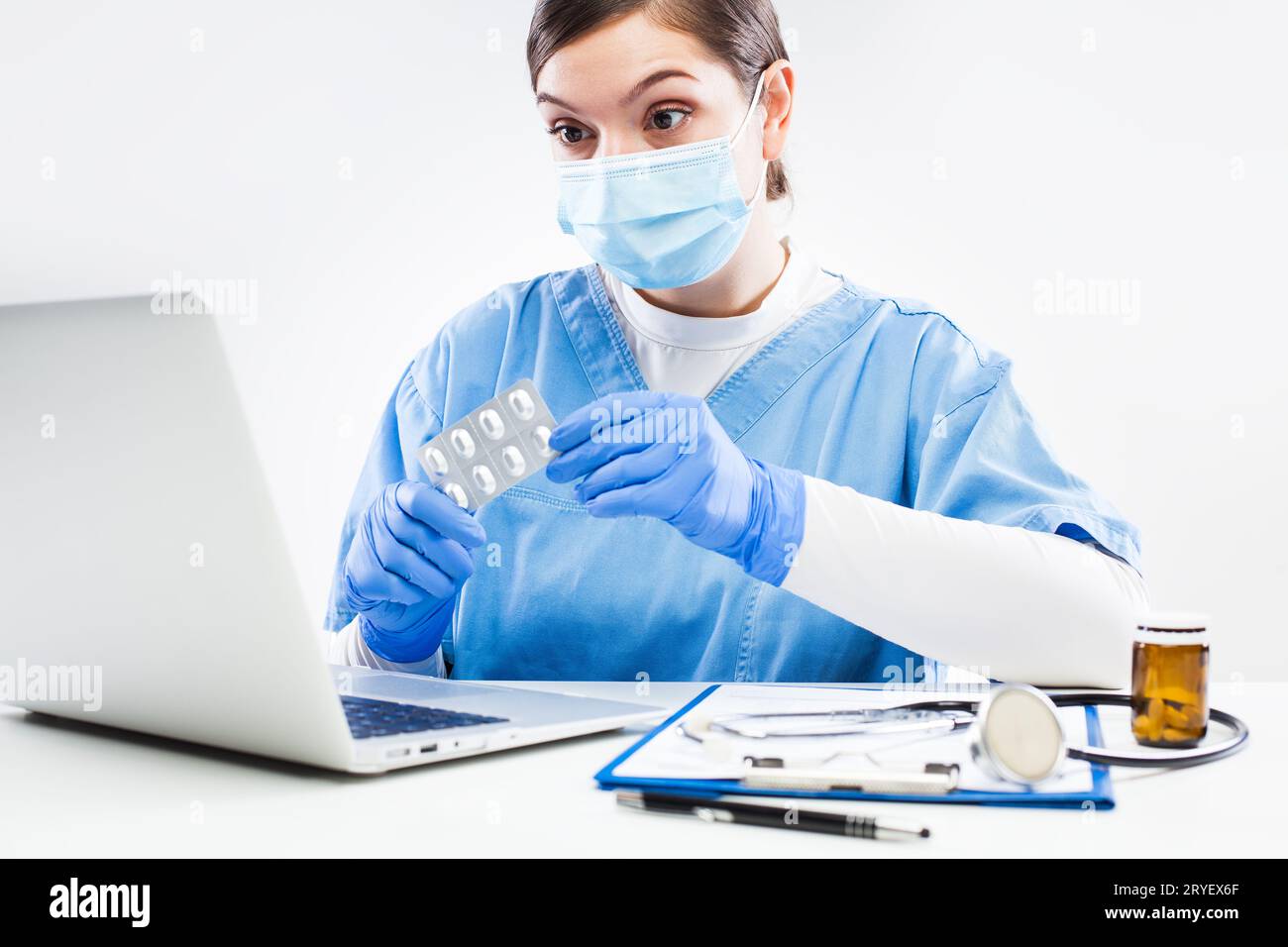 Woman GP doctor holding medicine prescribing patient therapy during ...