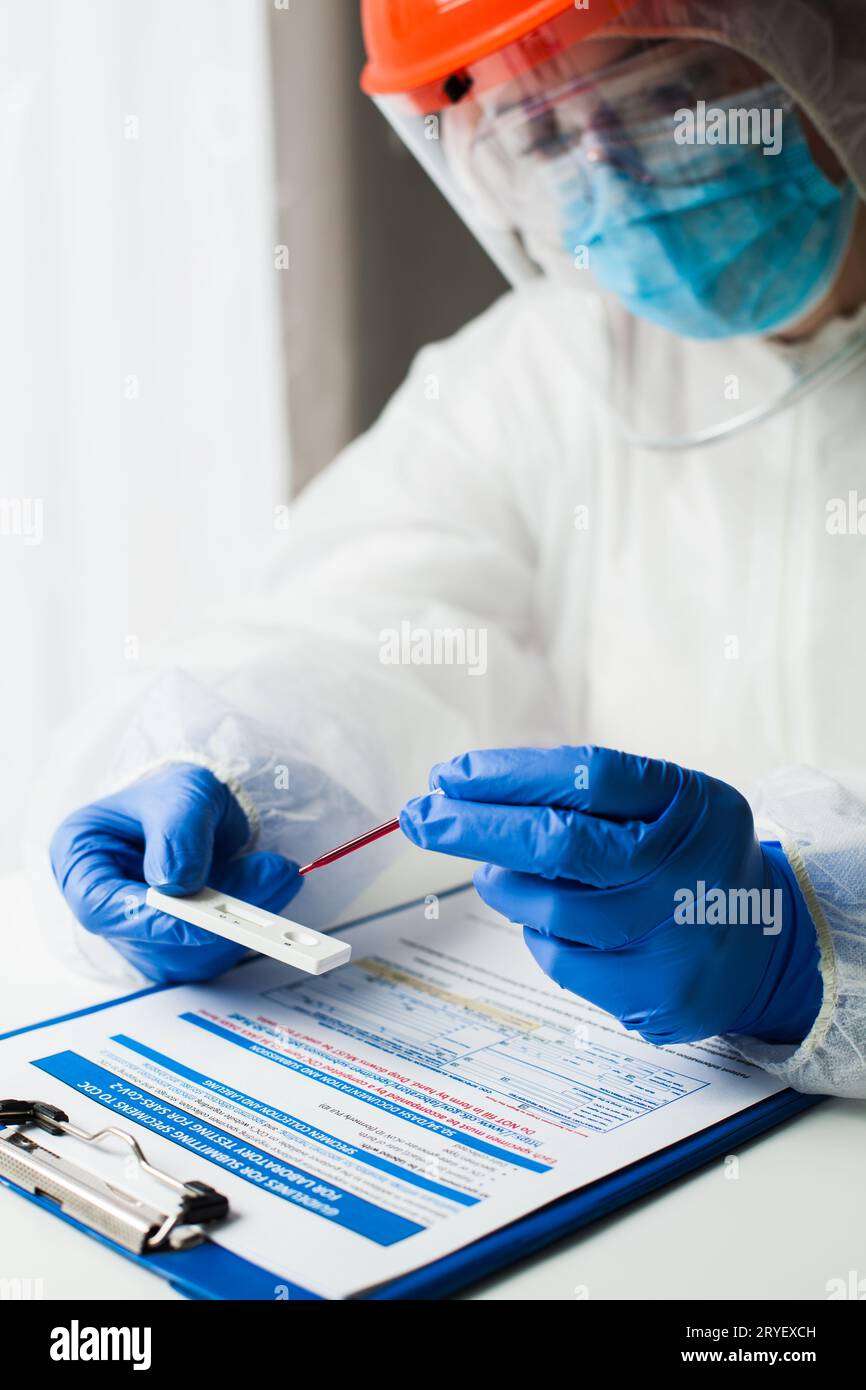 Rapid diagnostic assay hi-res stock photography and images - Alamy
