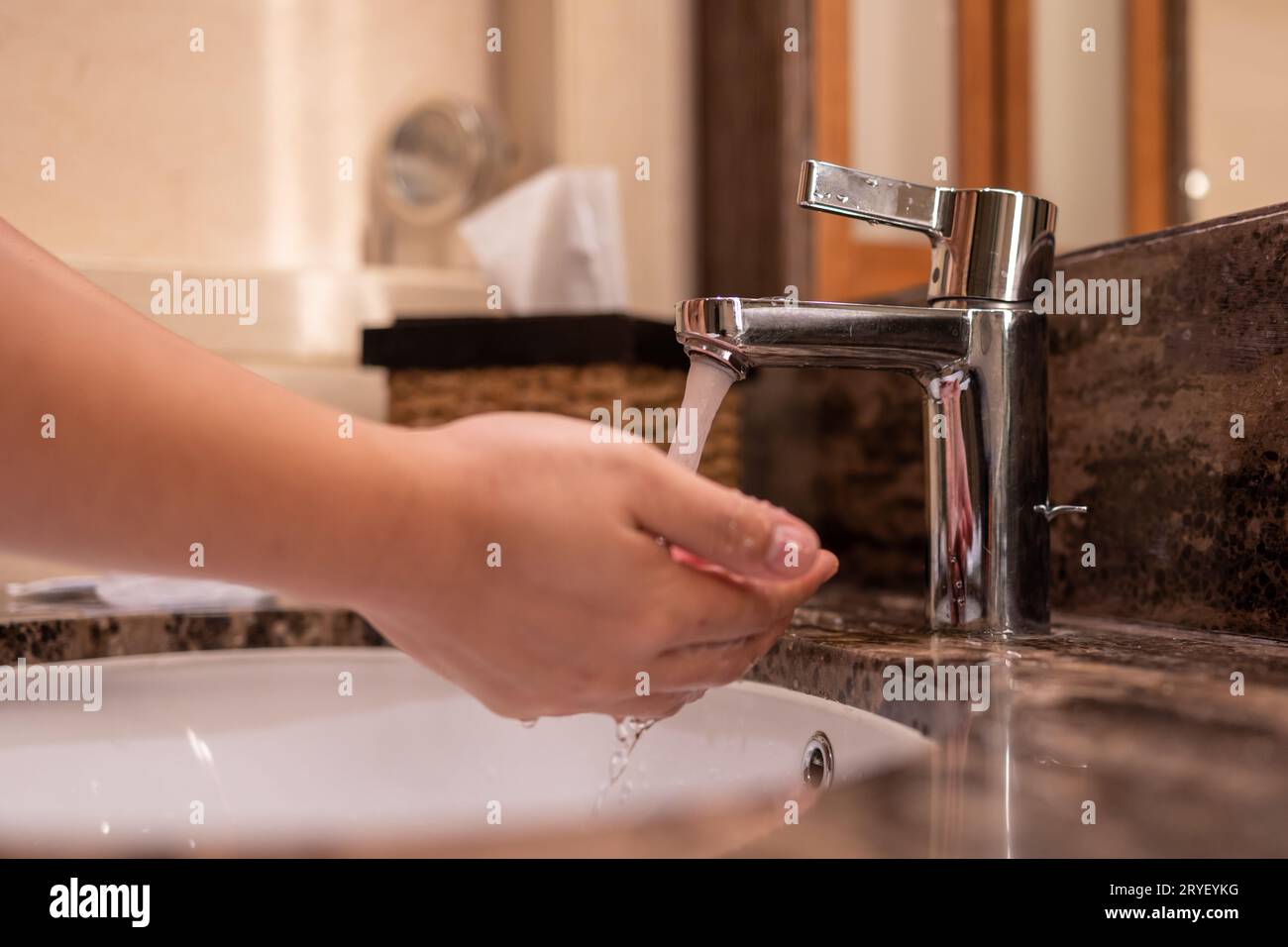 Washing hands slow motion man hi-res stock photography and images - Alamy