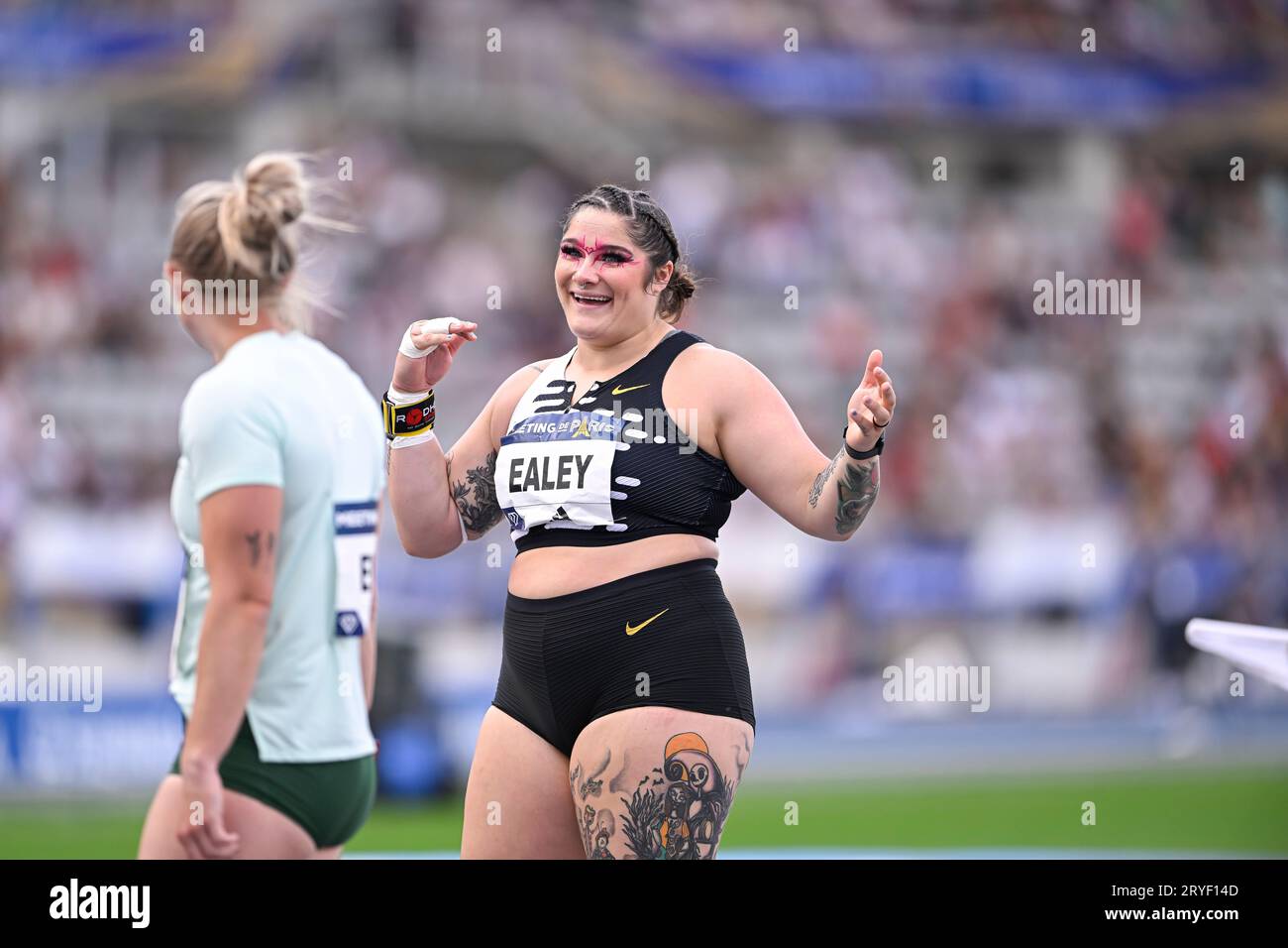 Maggie ewen hi-res stock photography and images - Alamy
