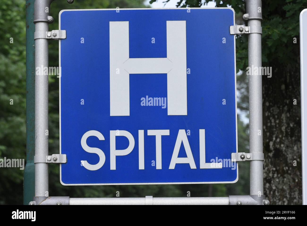 Hospital health sign logo hi-res stock photography and images - Alamy