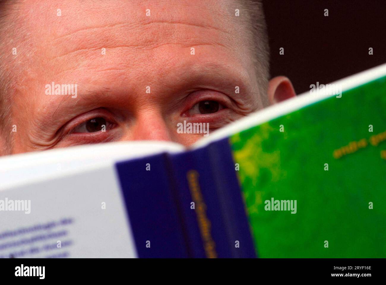 Comprehension learning hi-res stock photography and images - Alamy