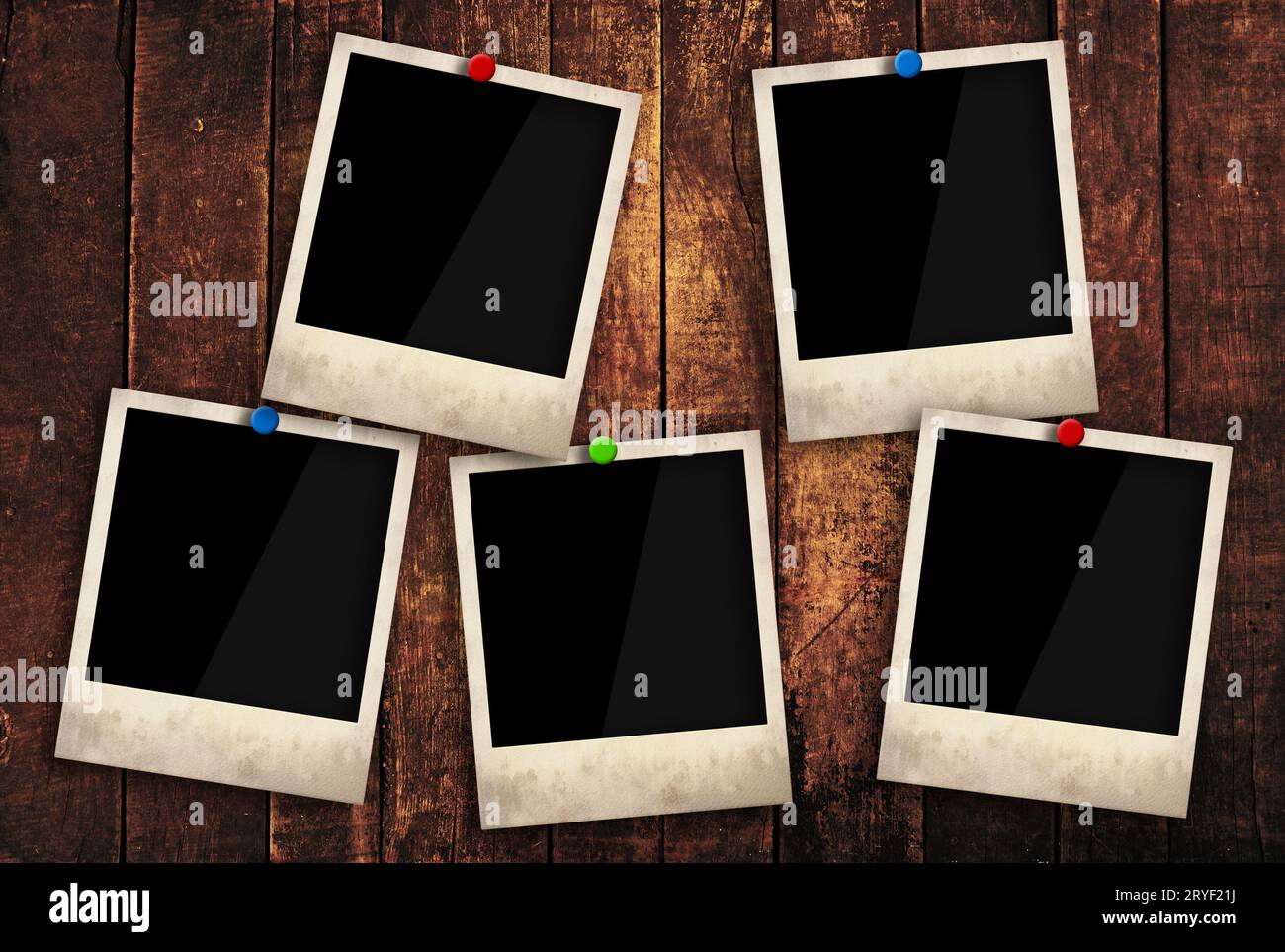 Pinned on wall hi-res stock photography and images - Alamy