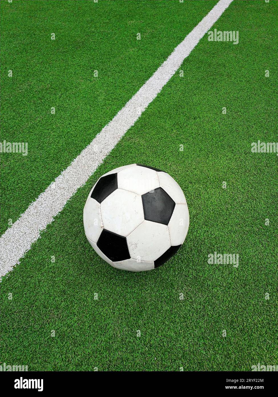 Soccer field artificial green hi-res stock photography and images - Alamy
