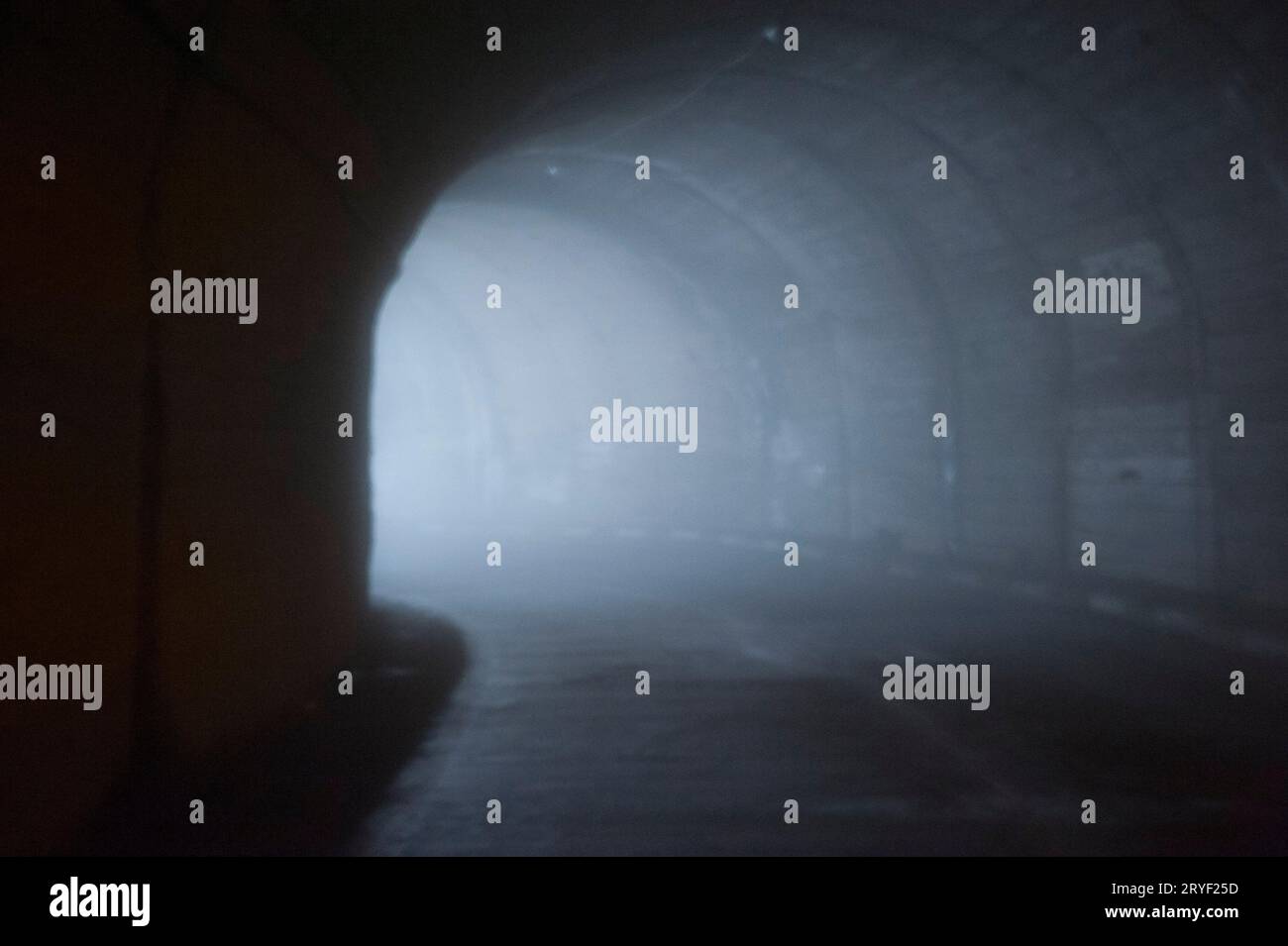 Tunnel vision, symbol fear and anxiety Stock Photo - Alamy